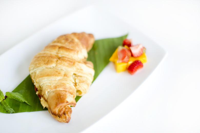 Break the fast – Deus Ex Machina USA