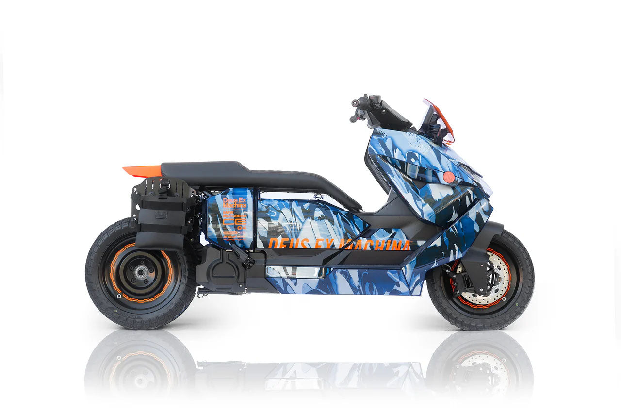 Magazine – Deus Ex Machina USA