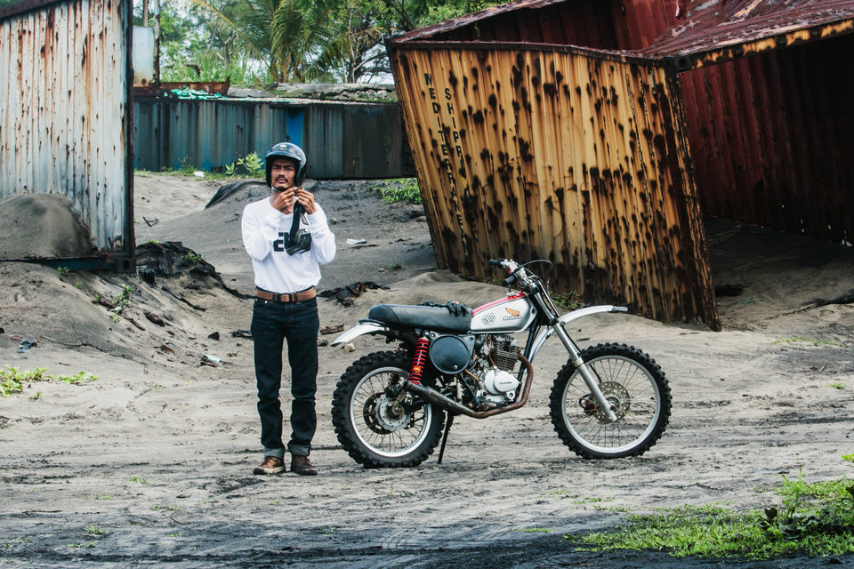 Somewhere in Java – Deus Ex Machina USA