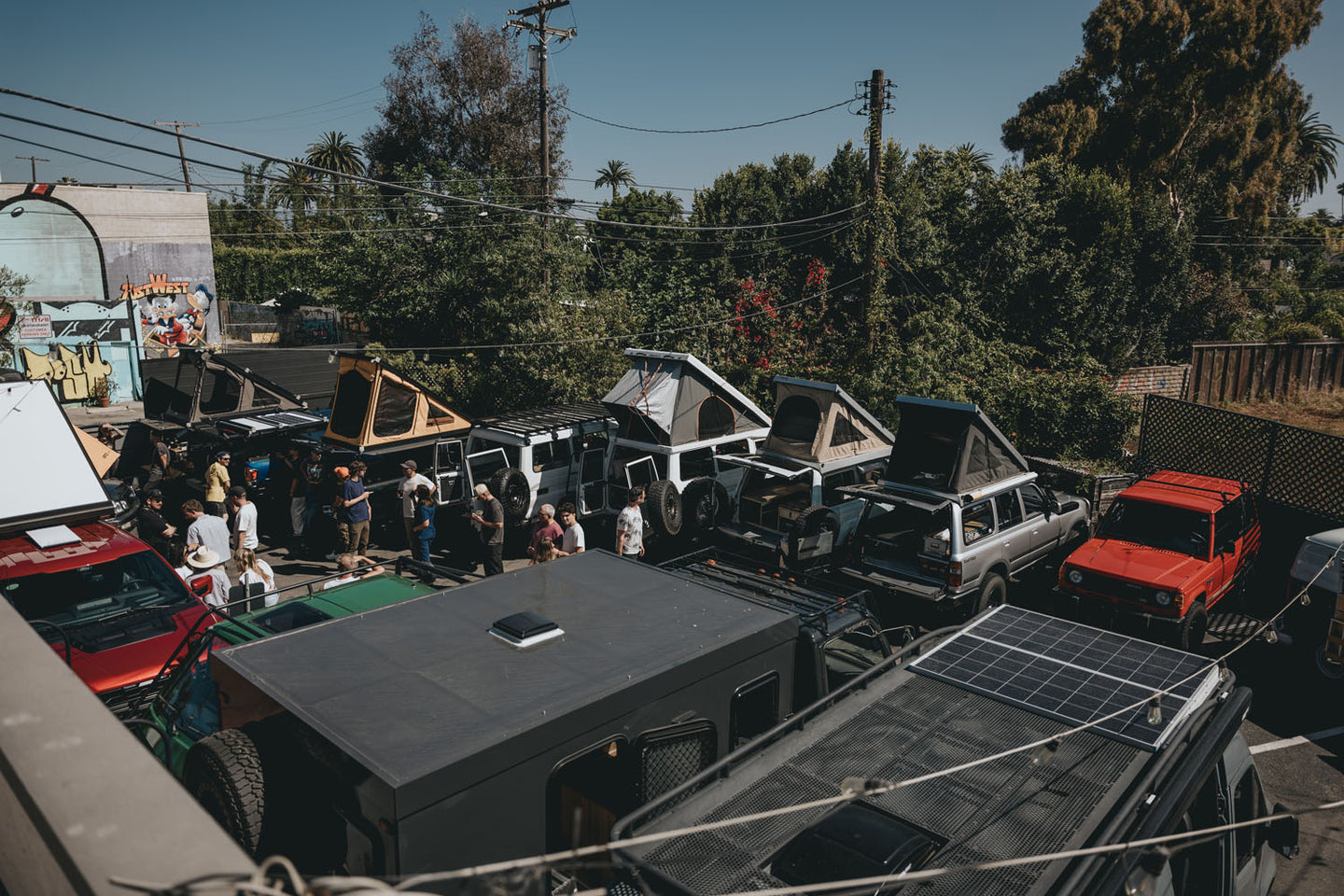 Magazine – Deus Ex Machina USA