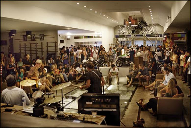 RAW Store opening gathers quite the crowd – Deus Ex Machina USA