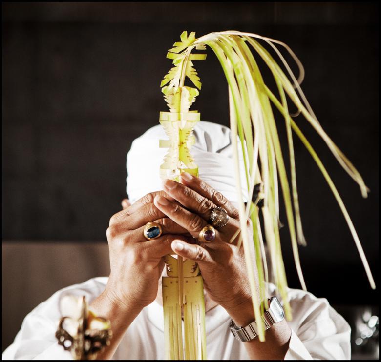 TEMPLE OF ENTHUSIASM'S KITCHEN RECIEVES THE PRIEST'S BLESSING – Deus Ex ...