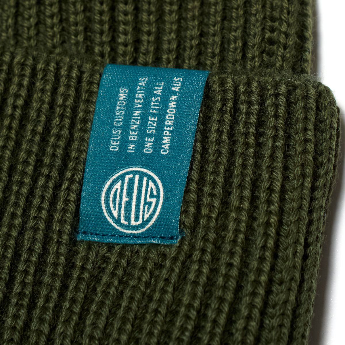 Oscar Pill Beanie Pine – Deus Ex Machina USA