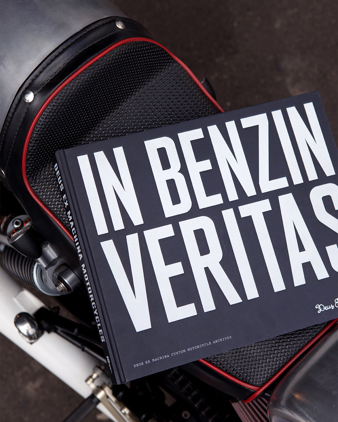 Book | Deus Ex Machina | Deus Book - IN BENZIN VERITAS - The History of ...