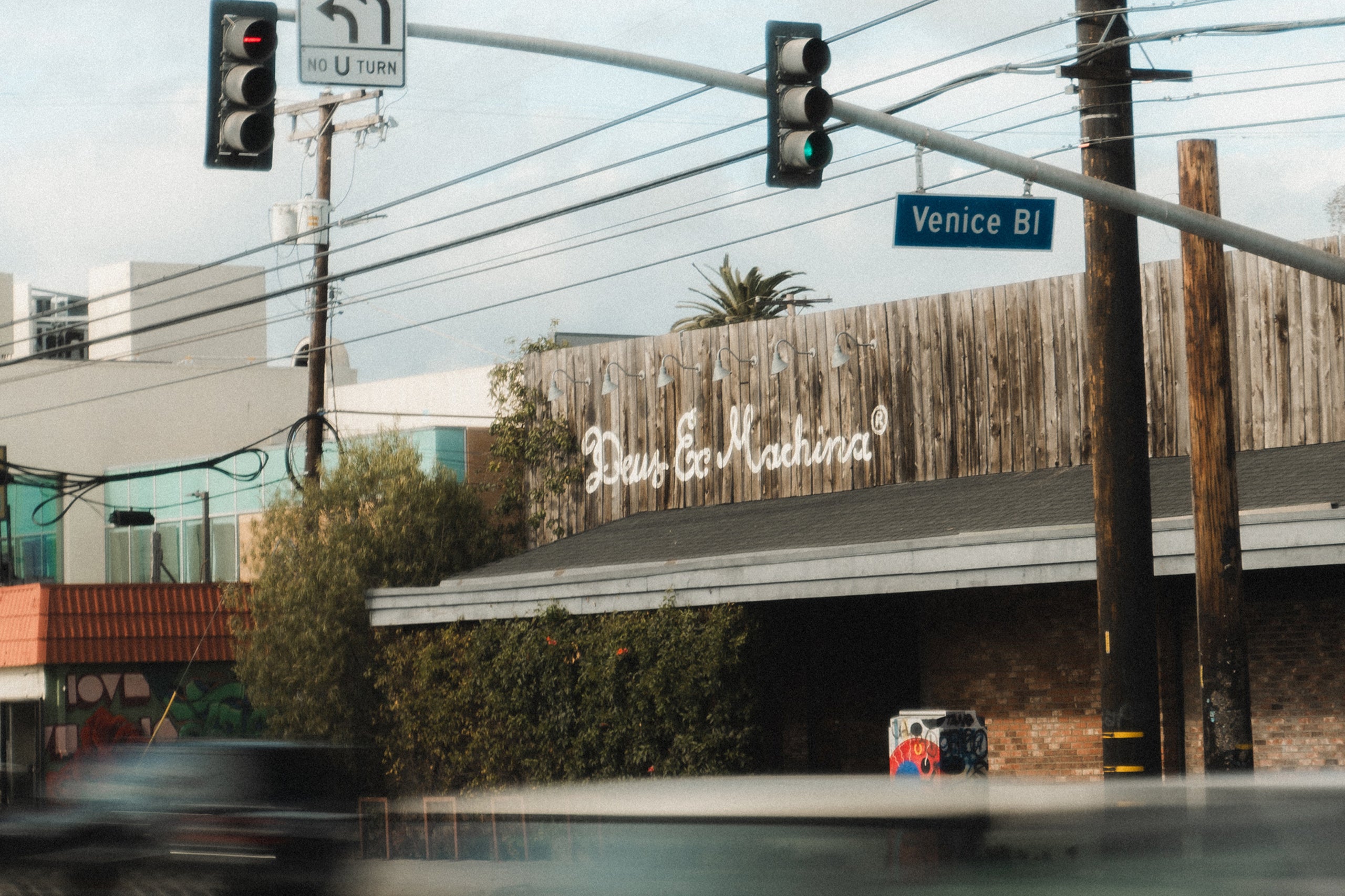 Flagship Stores – Deus Ex Machina USA