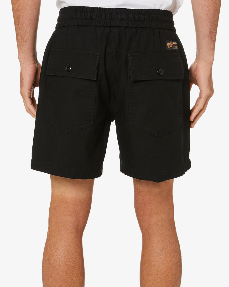 Terrance Short Black – Deus Ex Machina USA